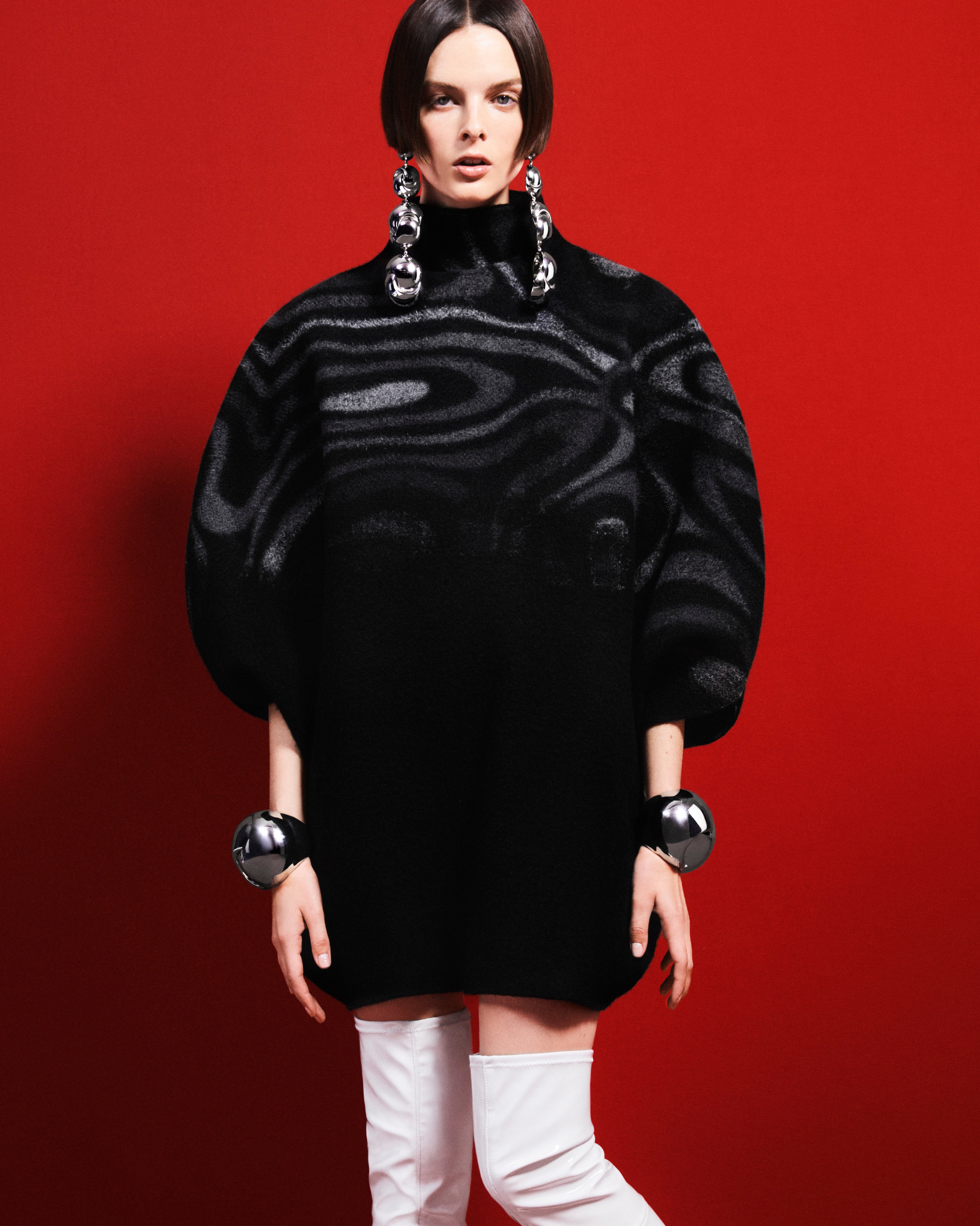 SUPERNOVA: AN EXPLOSION OF LIGHT – PUCCI Online Store